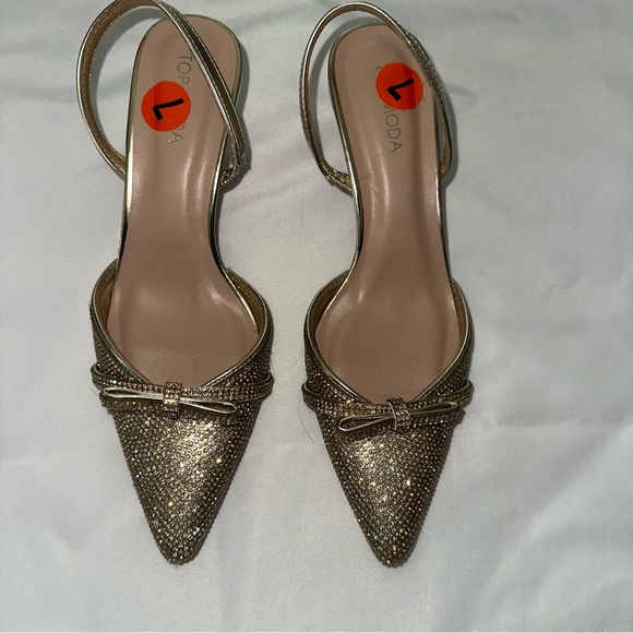 Moda | Shoes | Elegant Sparkling Gold Slingback Heels | Poshmark
